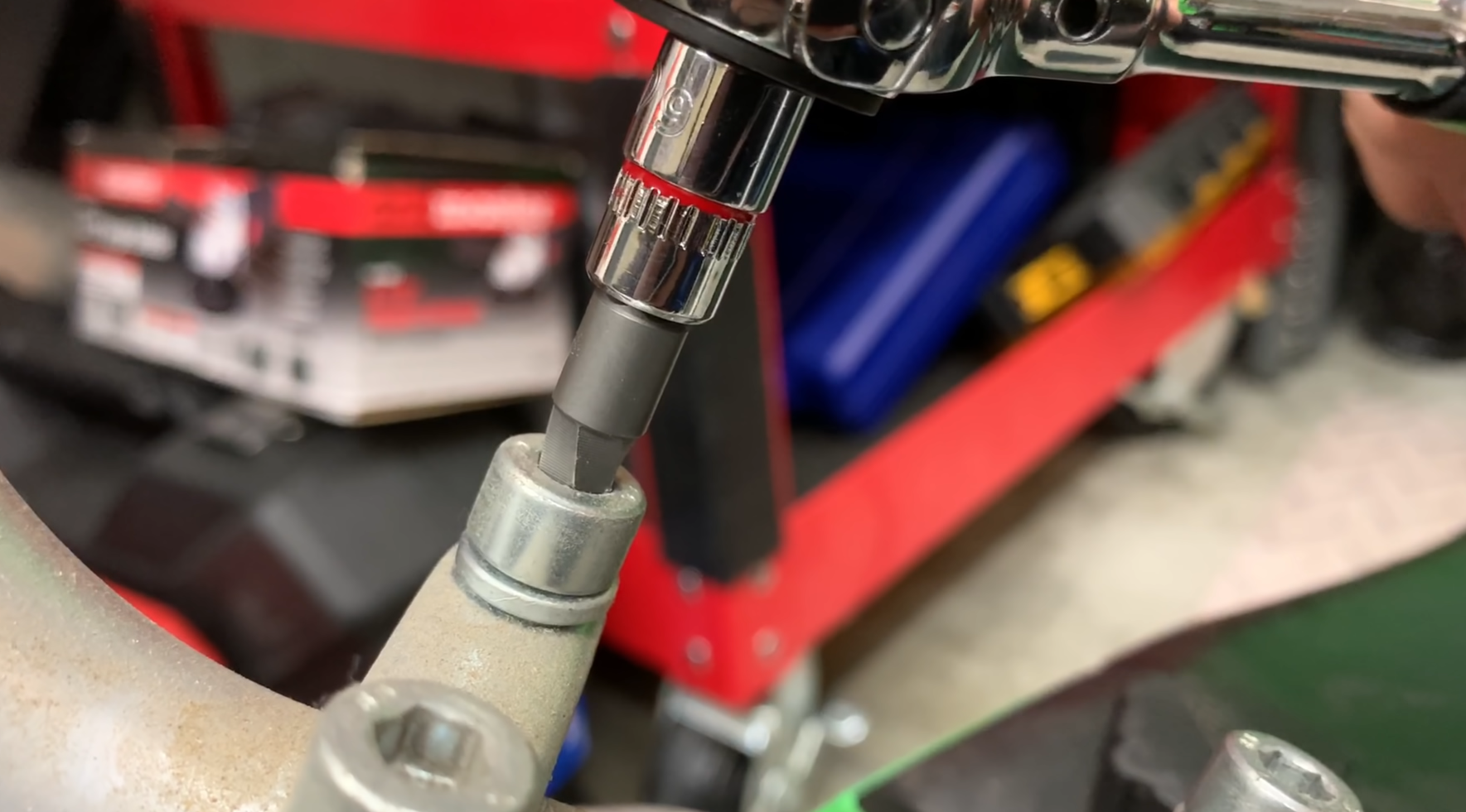 How to Remove Hex Screws? - ToolsProfy