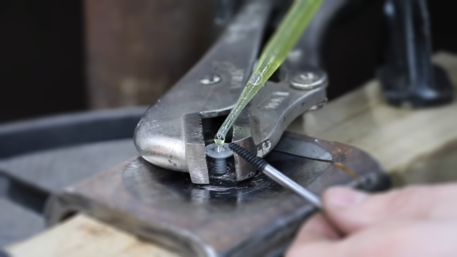 How to Remove Shear Bolts? - ToolsProfy