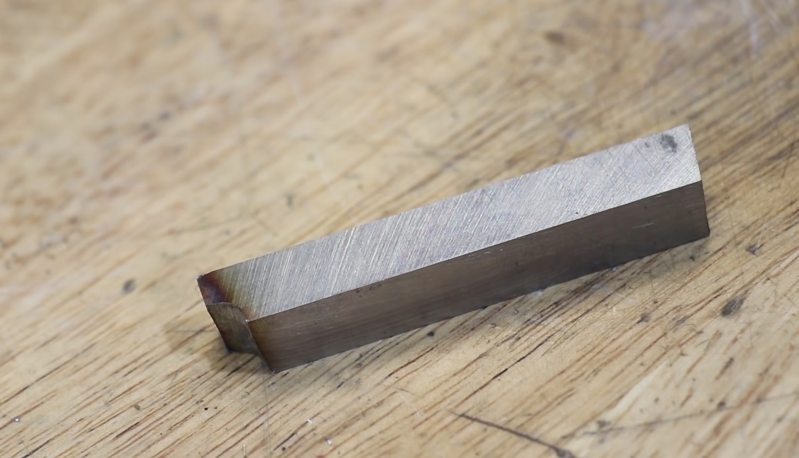 How to Sharpen Lathe Tools? - ToolsProfy