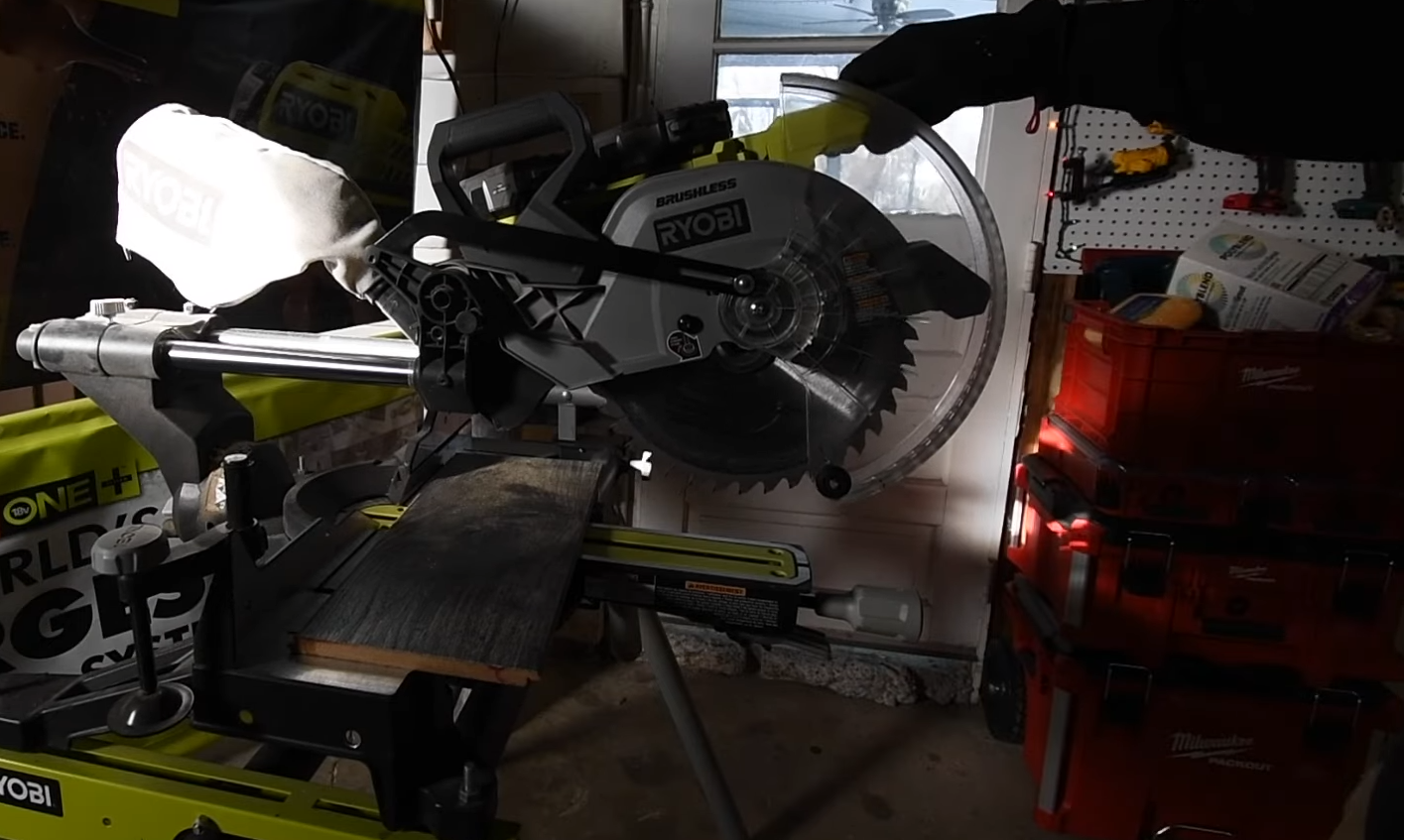 80 vs. 100 Tooth Miter Saw Blade: Which is Better? - ToolsProfy