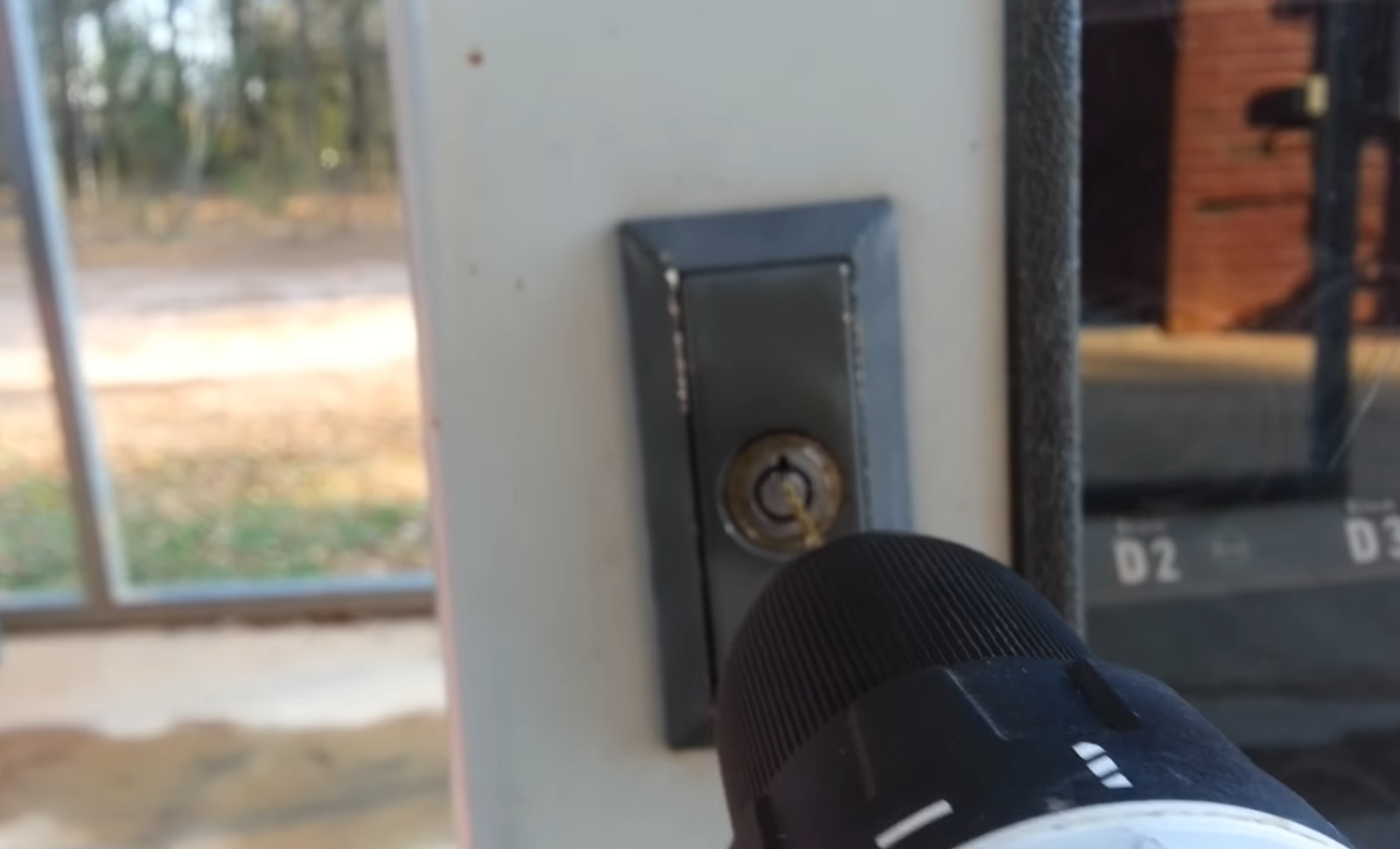 How to Drill Out a Tubular Lock? - ToolsProfy