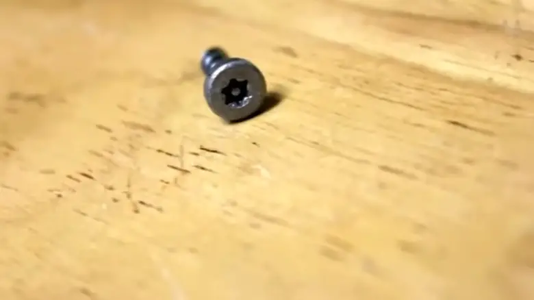 How to Unscrew a Star Screw Without a Screwdriver? - ToolsProfy