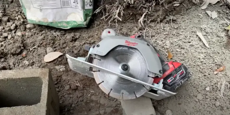 How to Cut Concrete Block With a Circular Saw? - ToolsProfy